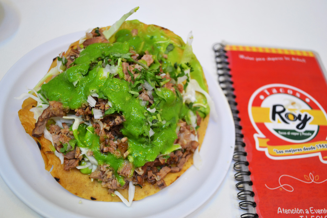 Tostada de maciza de res - Leche con tuna