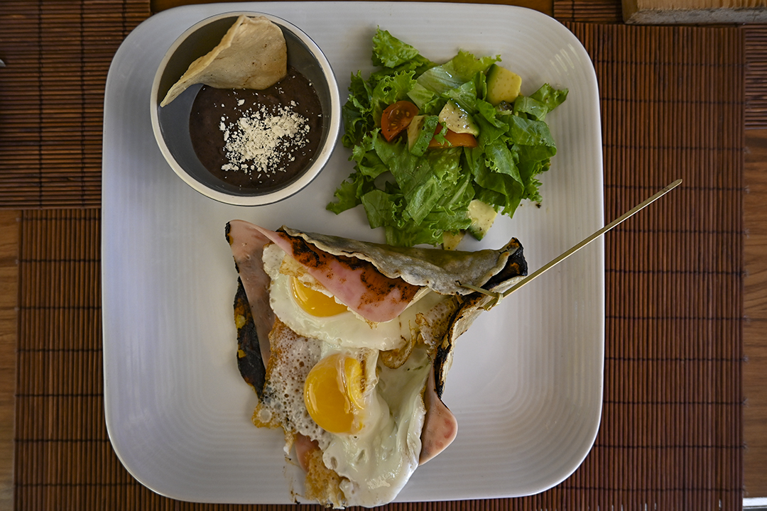 Los mejores desayunos argentinos están en Che Dieguito - Leche con tuna