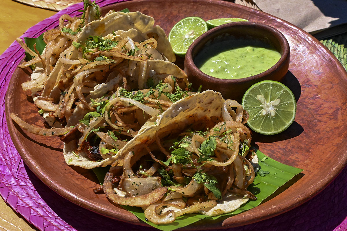 La Terraza del Copal | El arte en la cocina - Leche con tuna